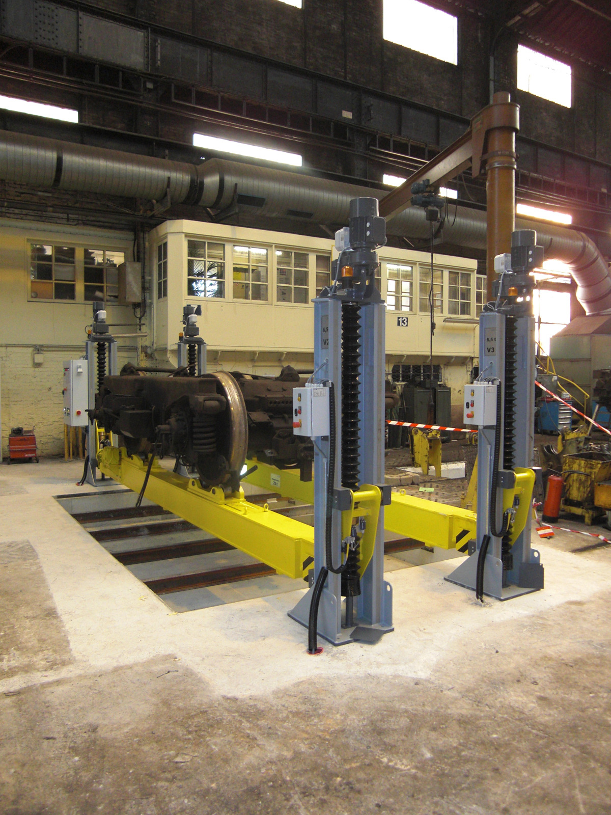 Pfaff Siberblau, Special Tools, Bogie Repair Hoists - Ansontools.com